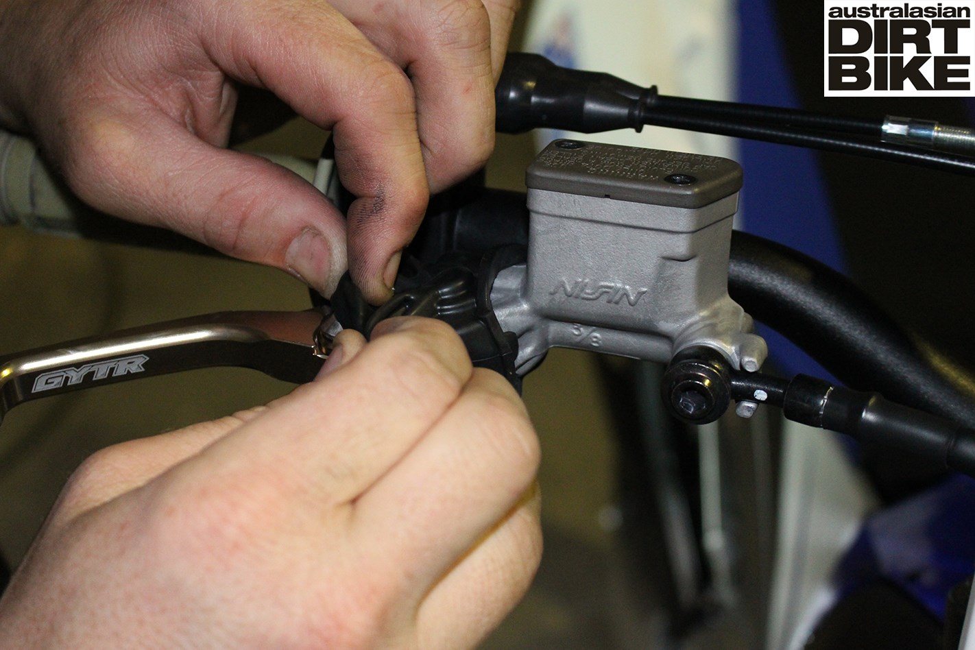 Installing levers How to (basic) - Australasian Dirt Bike Magazine