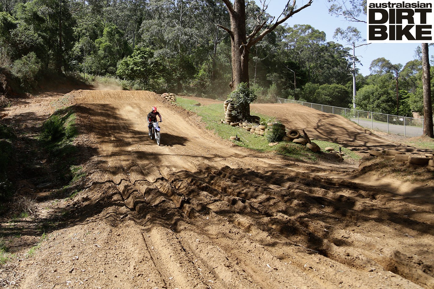Taking straight ruts How to (pro) - Australasian Dirt Bike Magazine