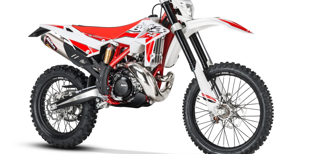 FIRST LOOK: 2018 Beta RR Enduro Range - Australasian Dirt Bike Magazine