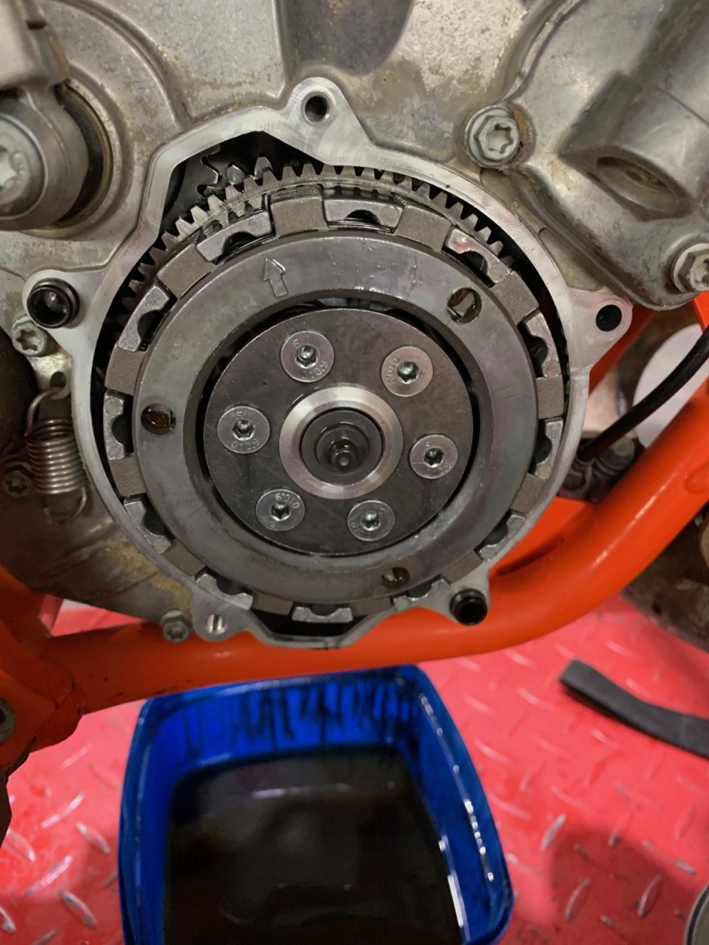 How to Change a KTM 65 SX Clutch - Australasian Dirt Bike Magazine