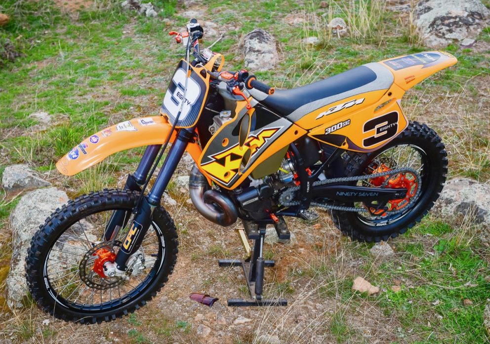 KTM 300 SXC Modern Restoration - Australasian Dirt Bike Magazine