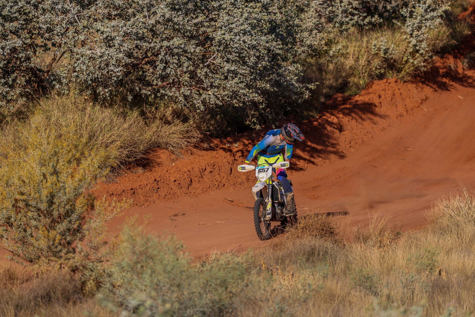 RACE PREP | HOW TO RIDE YOUR FIRST FINKE PT4 - Australasian Dirt Bike ...