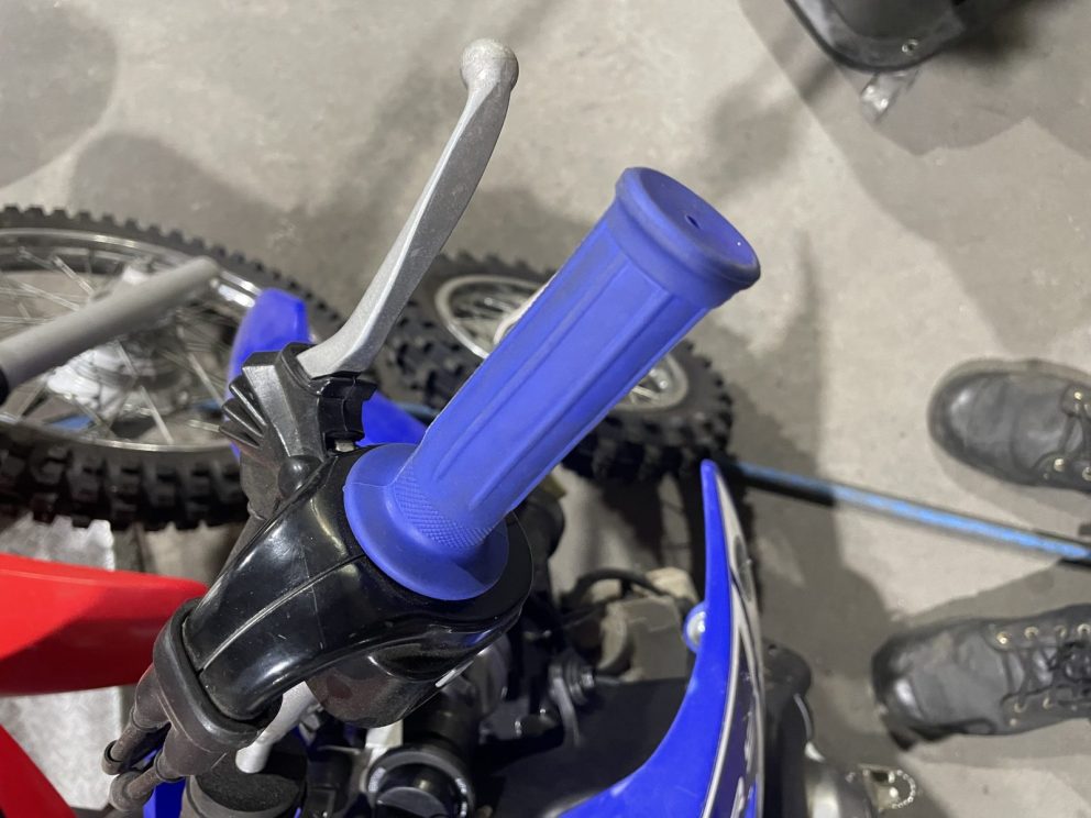 HOW TO TECH | ADJUSTING A YAMAHA PW50 THROTTLE SCREW - Australasian ...