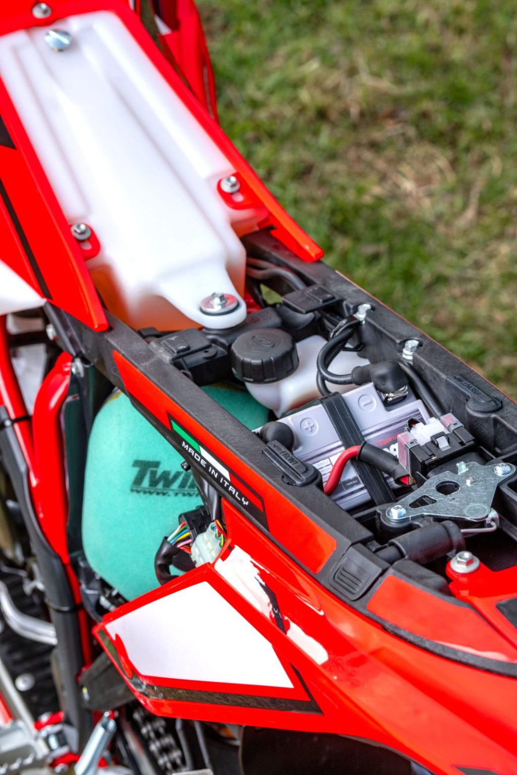 ENDURO TEST | 2024 BETA RR 200 - Australasian Dirt Bike Magazine