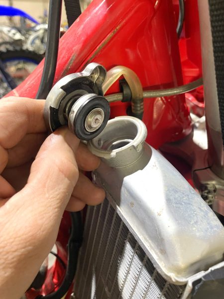 HOW TO TECH | BLEED KTM TWO-STROKE COOLANT - Australasian Dirt Bike ...