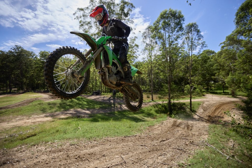 MOTOCROSS COMPARO | YZ250F V CRF250R V KX250 - Australasian Dirt Bike ...