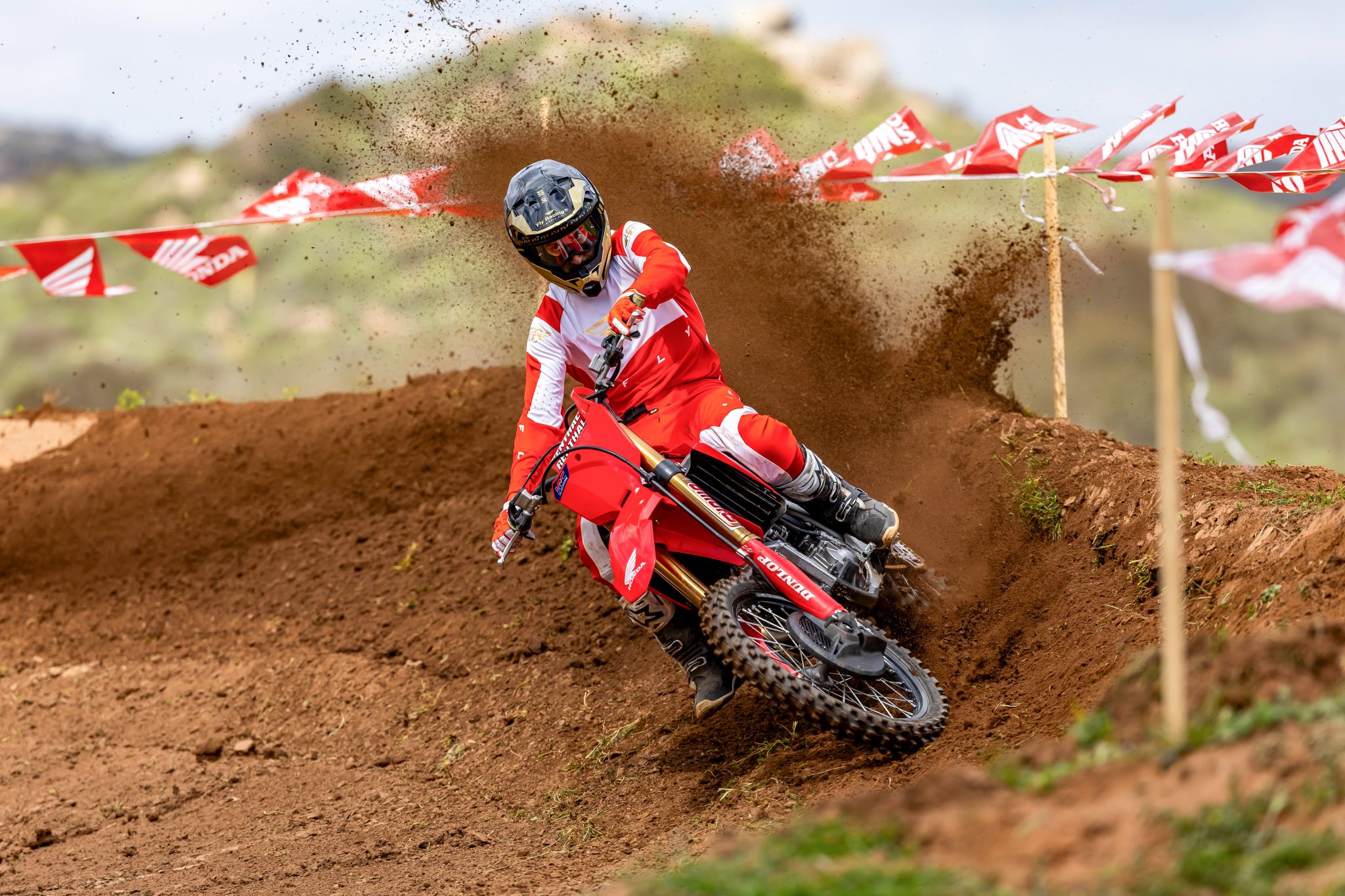 MOTOCROSS TEST | 2025 HONDA CRF250RWE - Australasian Dirt Bike Magazine