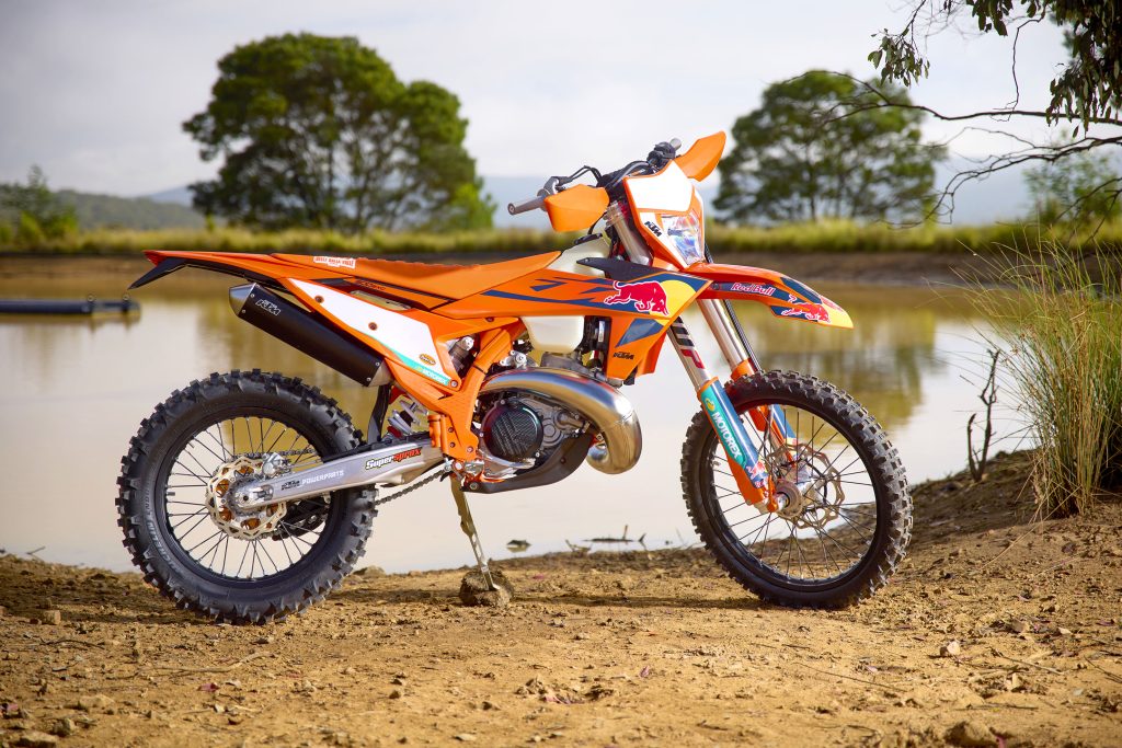 SHOOTOUT | 300CC TWO-STROKE TRAIL SHOOTOUT - Australasian Dirt Bike ...