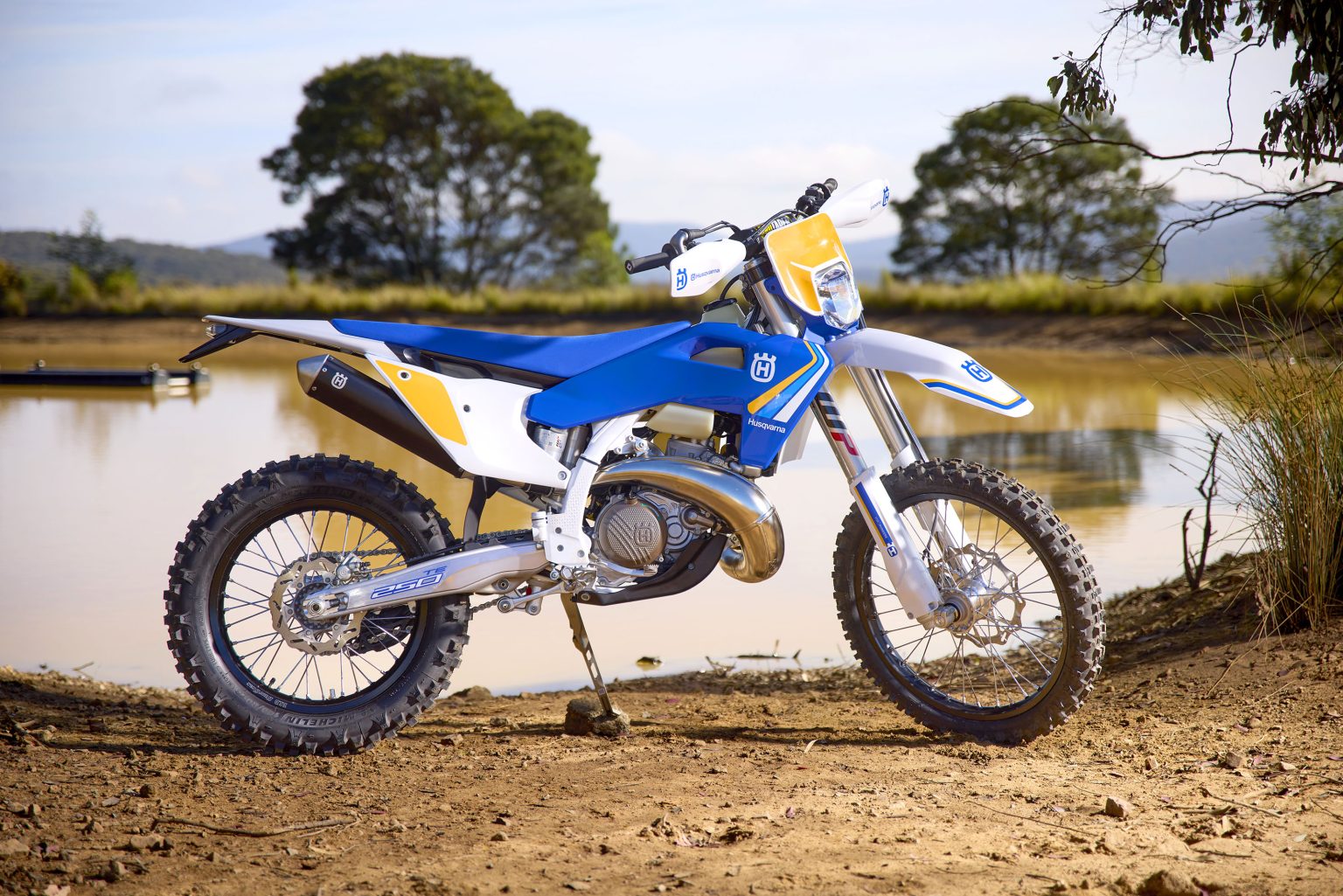 SHOOTOUT | 300CC TWO-STROKE TRAIL SHOOTOUT - Australasian Dirt Bike ...