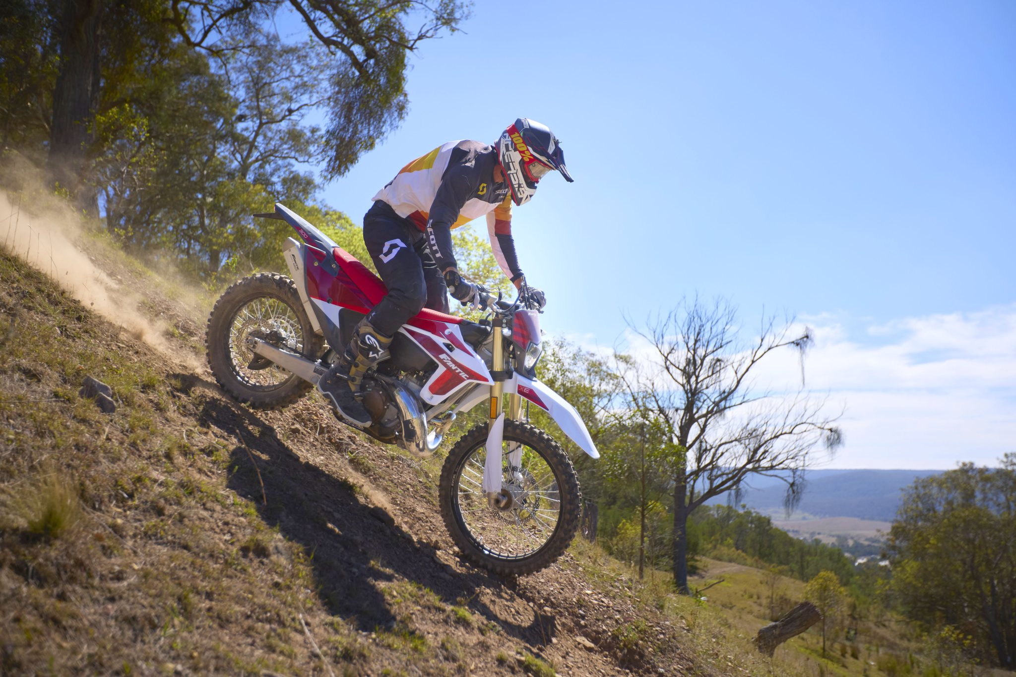 SHOOTOUT | 300CC TWO-STROKE TRAIL SHOOTOUT - Australasian Dirt Bike ...