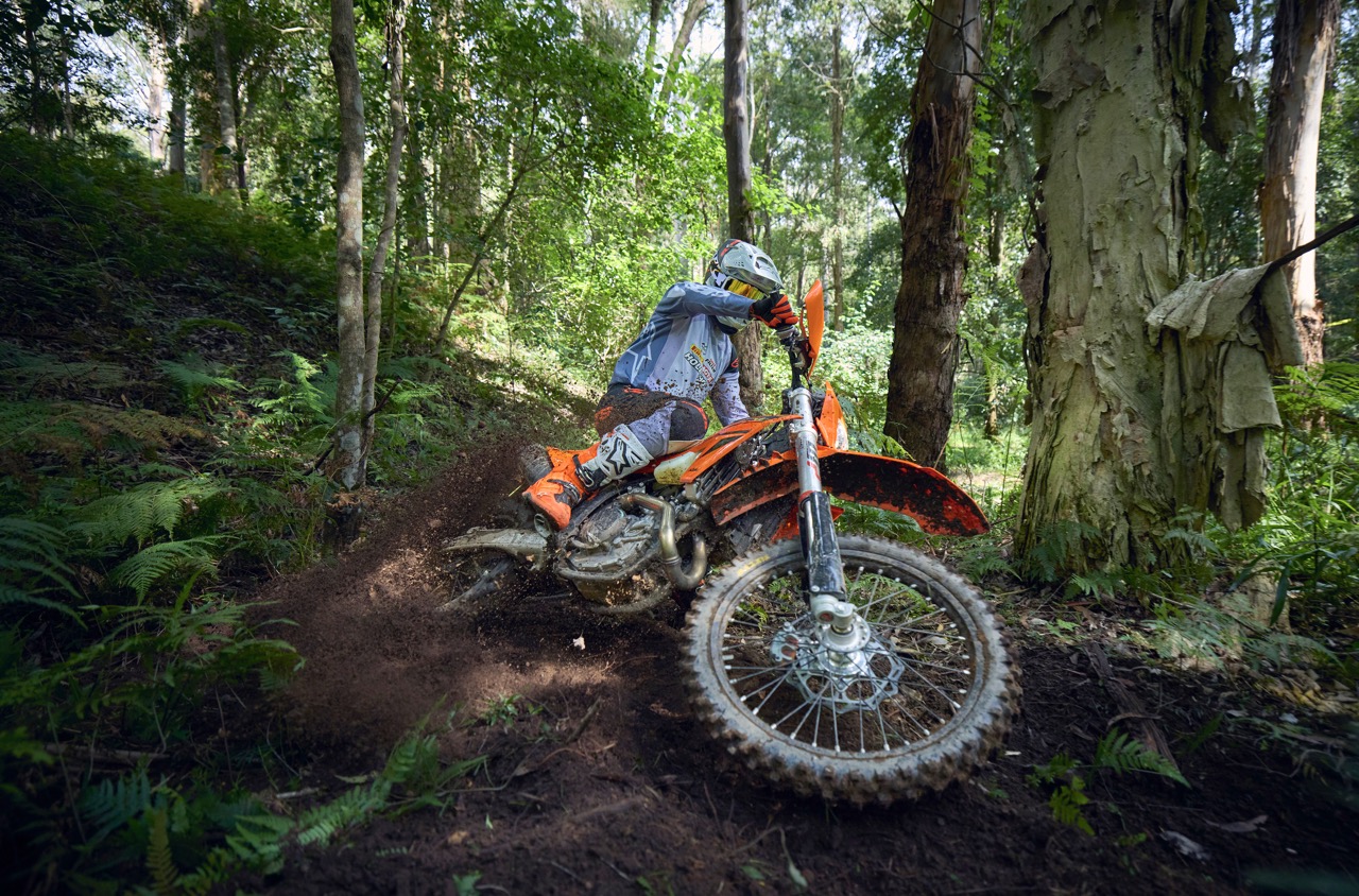 SHOOTOUT | 2025 450 ENDURO SHOOTOUT - Australasian Dirt Bike Magazine